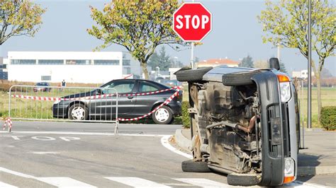 Top 10 Tips To Avoid Road Accidents Techbullion