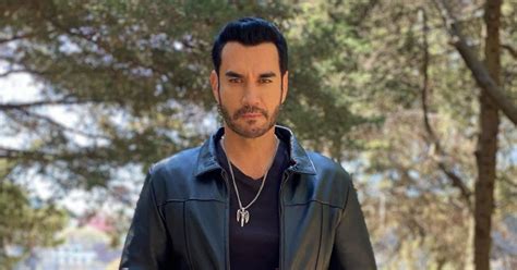 Mentir Para Vivir David Zepeda