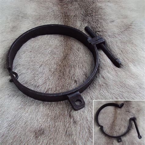 Iron Medieval Neck Cuff
