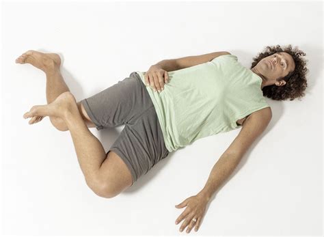 Quick Relief 5 Best Sciatica Stretches In 5 Minutes Body Network