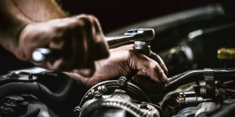 What Does A Mechanic Do CareerExplorer