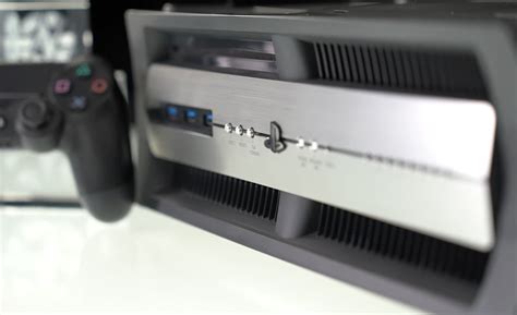 Девкит Playstation 4 Pro вскрыли и показали внутренности устройства