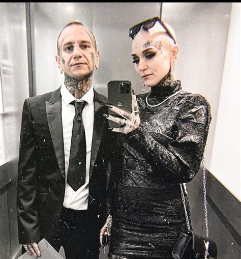 Pin By E Isla On Monami Frost ️ Monami Frost Bald Women True Love