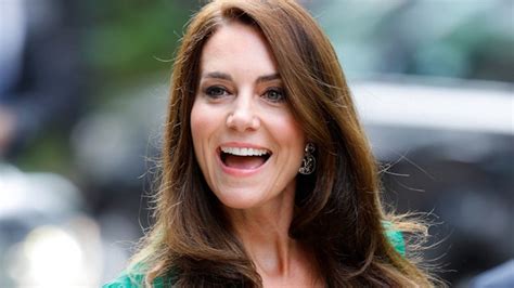 Kate Middleton 43 Just Schooled Us All On How To Go Bare Legged With