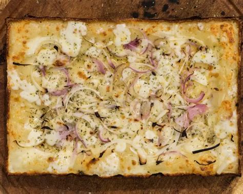 Muzza con fritas Alcahuete el último proyecto de un emprendedor