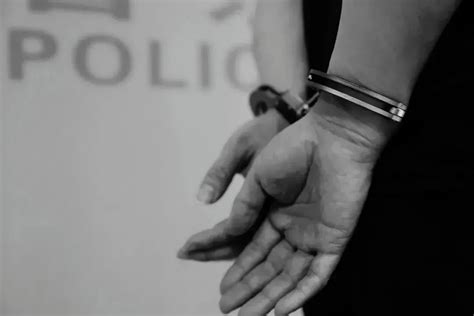 男子在警方协助下逃离缅北后，亲述惨痛遭遇 天府小妹微普法栏目第160期澎湃号·政务澎湃新闻 The Paper