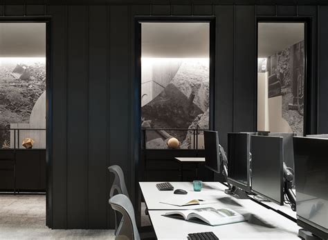 EN A Bold Office Experience Through Embedded Story Telling Tableau