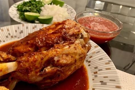 Costillas De Puerco En Salsa Verde Con Nopales Receta Mexicana