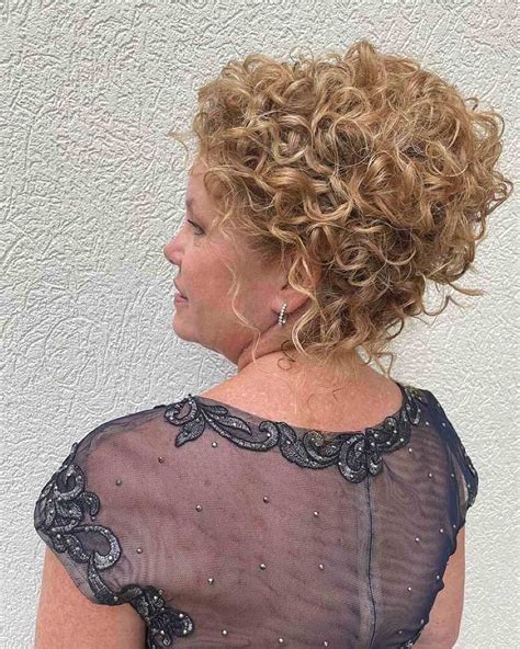 Mother Of The Bride Hairstyles 28 Elegant Looks For 2023