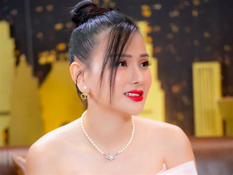 Thu Thủy Đồng ý Lấy Kin Nguyễn Vì Anh Chấp Nhận Con Riêng Của Tôi