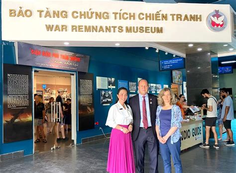 Bảo Tàng Chứng Tích Chiến Tranh đón Tiếp Ngài Nir Barkat Bộ Trưởng Bộ