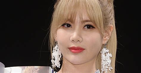 큐리 사인도 예뻐~ [mbn포토]