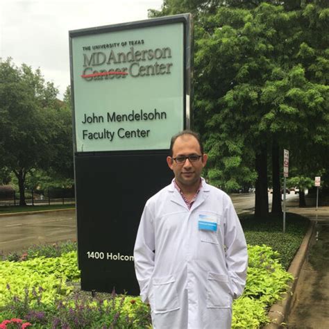 Mahmoud Elshenawy Professor Associate Clinical Oncology And
