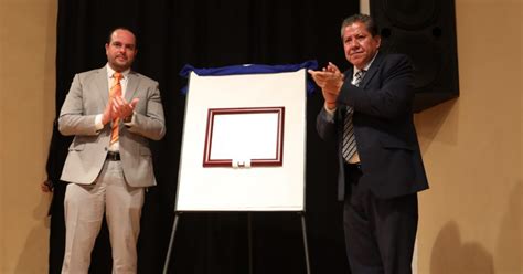 Entregan Certificado De Calidad Iso 90012015 Al Centro De