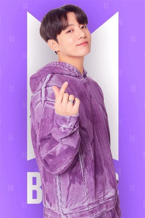 방탄소년단 정국 프리 파이어 포토서 심쿵 손하트x은은·달달 미소 텐아시아