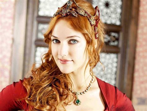 Meryem Uzerli Biography