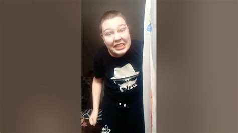 Мама Пошли магазин купим с тобой ДВД диски для User Qp5hm4ml6o User