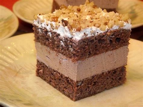 Reteta Culinara Desert Prajitura Cu Crema De Ciocolata Si Aroma De