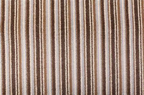 갈색 베이지 색 줄무늬 카펫 배경 갈색과 베이지 색 줄무늬 카펫 질감 0명에 대한 스톡 사진 및 기타 이미지 0명 갈색 디자인 Istock