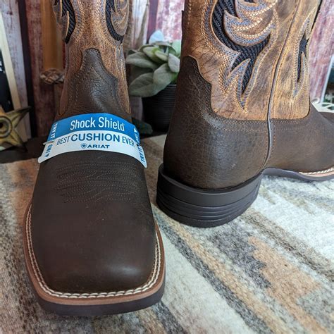 Mens Venttek Leather Boot Cowpuncher By Ariat 10044573 The
