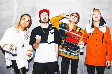 青木カズローさんのインスタグラム写真 青木カズローinstagram「super Beaver、ホールツアー新潟場所2日目殺影完了