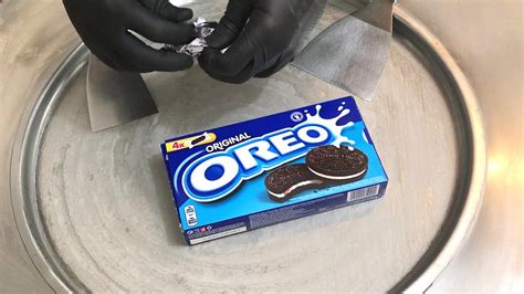Oreo Ice Cream Roll Recipe