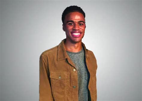 Kyle Bary Age Birthday Net Worth Ginny And Georgia