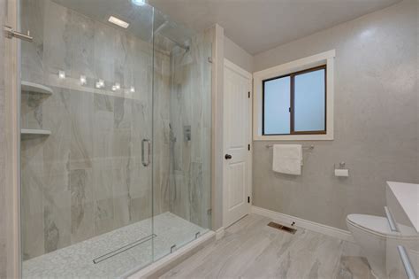 The Benefits And Styles Of Walk In Showers Age Care Bathrooms