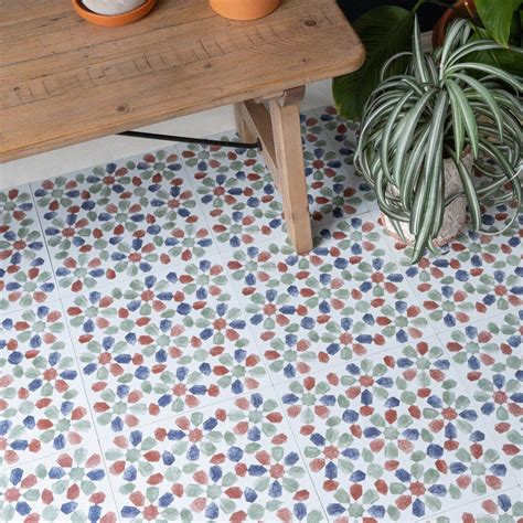 D C Fix Spanish Leaves Sticky Back Vinyl Floor Tile 33 Pack Wilko