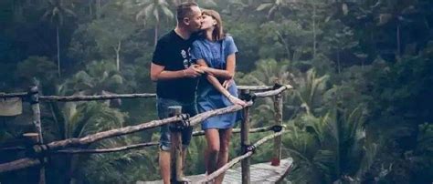 爱你入骨的男人，才会在这些地方“缠”着你！女人时候爱情