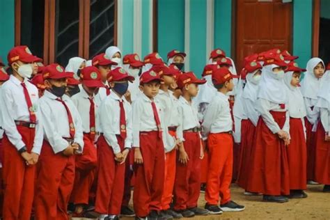 MENGAPA Kita Tidak Boleh Terlambat Datang Ke Sekolah Buat Kamu Yang