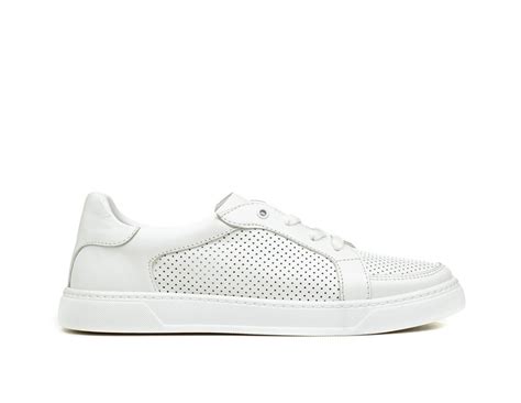 Жіночі кеди за найкращими цінами купити модні кеди для жінок з доставкою в Україні Львів