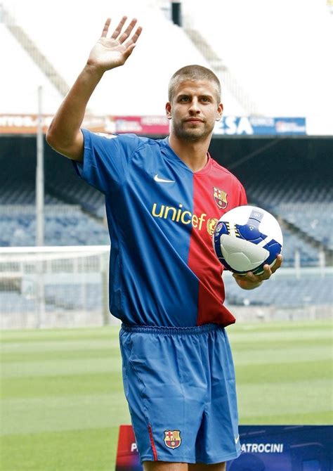 BarcaInfo on Twitter Tego dnia w 2008 roku Gerard Pique został