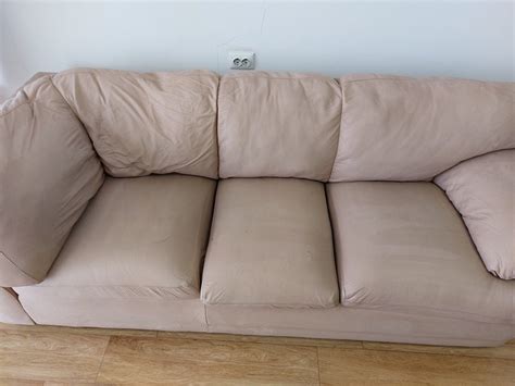 S G Service გთავაზობთ რბილი ავეჯის დივანის ქიმწმენდას ადგილზე მომსახურებით ჩვენი ჯგუფი