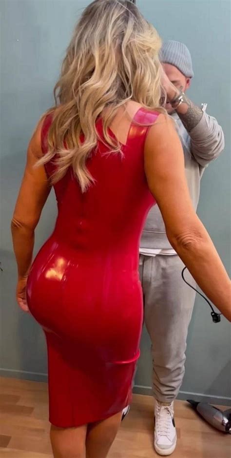 Pin By Francis Sheppard On Carol Vorderman Rubber Dress Carol Vorderman Latex Dress