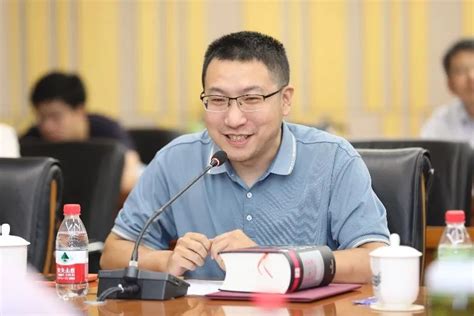 新闻 电子工程系举办“电子系章毓晋图书奖”颁奖仪式 清华大学电子工程系