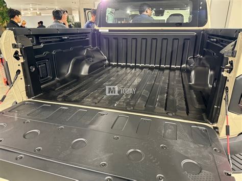 1173리터 적재 가능한 기아 타스만 렉스턴 스포츠 칸과 비교해 보니