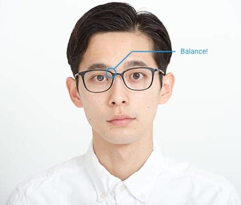 今回ご紹介したメガネと顔の正しいバランスは、似合うメガネ選びの基本です。