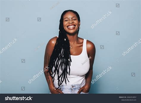 전형적인 백인 여자 문신