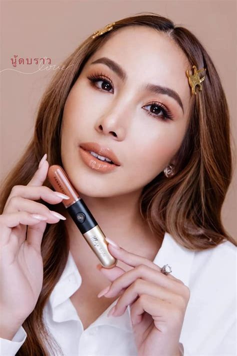 ลิปปากฟูปนันชิตา 5 สีสุดปัง ใครทาก็รอด จะทาแบบกลอสซี่ลุคสาวเกาหลี หรือ