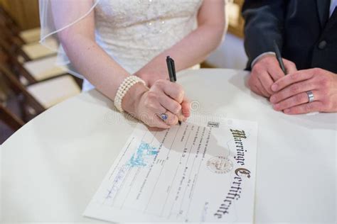 Certificado De Firma De La Boda De La Boda De Novia Y Del Novio Imagen