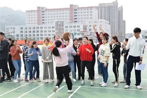 健康生活，快乐工作——记潮阳实验学校2019年生活老师趣味运动会 搜狐大视野 搜狐新闻