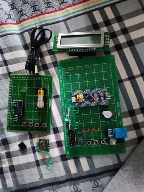 初学者学习51还是stm32 慈云数据