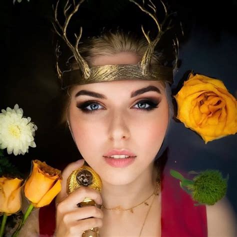 Taylor Ann Tracy Tayloranntracy On Threads