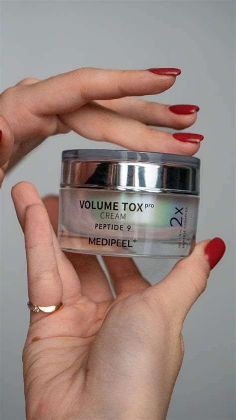 ДОГЛЯДОВА КОСМЕТИКА УКРАЇНА Сонцезахисний крем насправді чи не найважливіша частина