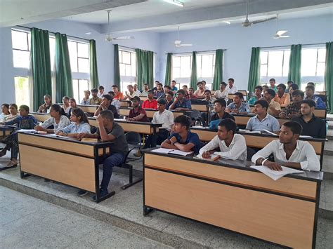 Lamrin Tech Skills University Shahid Bhagat Singh Nagar Courses Fees