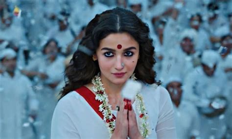 Sex Worker Inspired Movie Gangubai Kathiawadi Finds Strong Connection