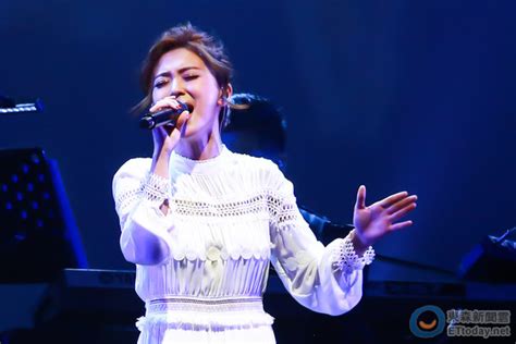 卓文萱重現情歌《梁山伯與茱麗葉》 「他」驚喜出現！ Ettoday星光雲 Ettoday新聞雲