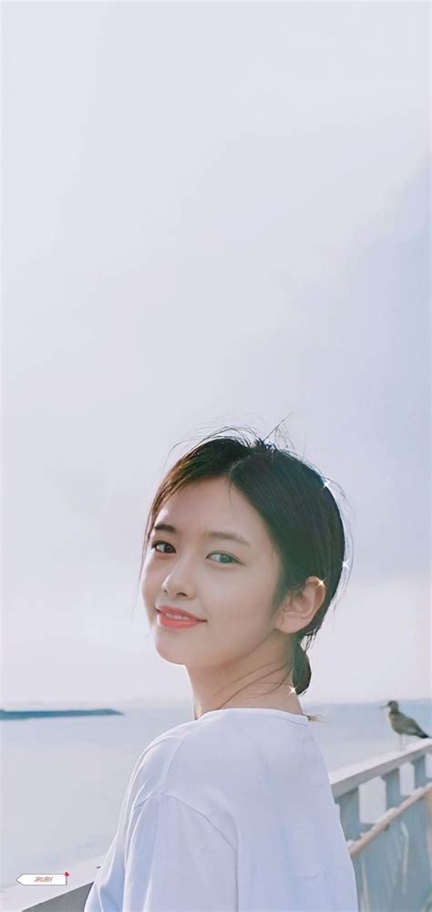 아이브 안유진 배경화면 요청 지식in