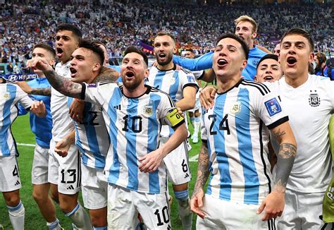 Messi san bằng kỷ lục của Batistuta tạo cột mốc đáng nhớ với tuyển